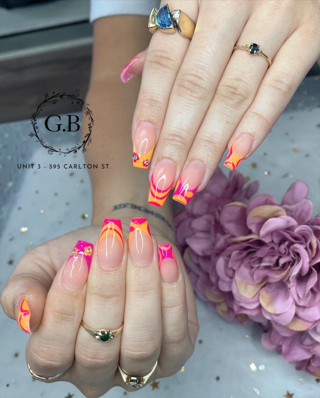 Nail Salon Niagara Falls - Gloss 'n Blink Nails